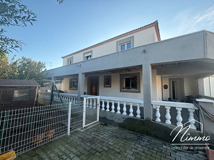 Maison à vendre - Milhaud - 6 pièces - 4 chambres