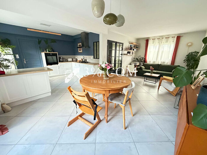 Seclin, Centre-ville - Maison 4 pièces à vendre