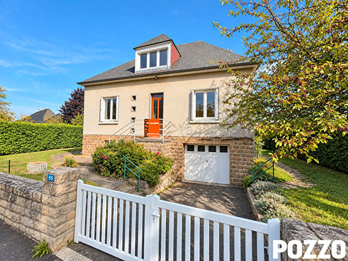 Saint-Hilaire-du-Harcouët : Maison 6 pièces à vendre