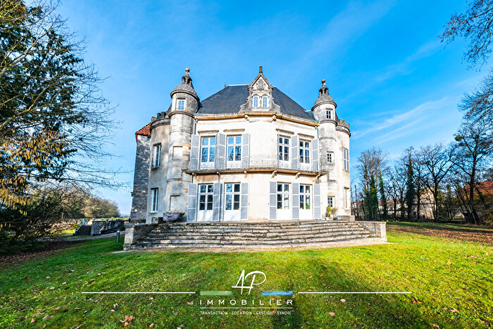 Appartement à vendre - Beire-le-Châtel - 7 pièces - 4 chambres