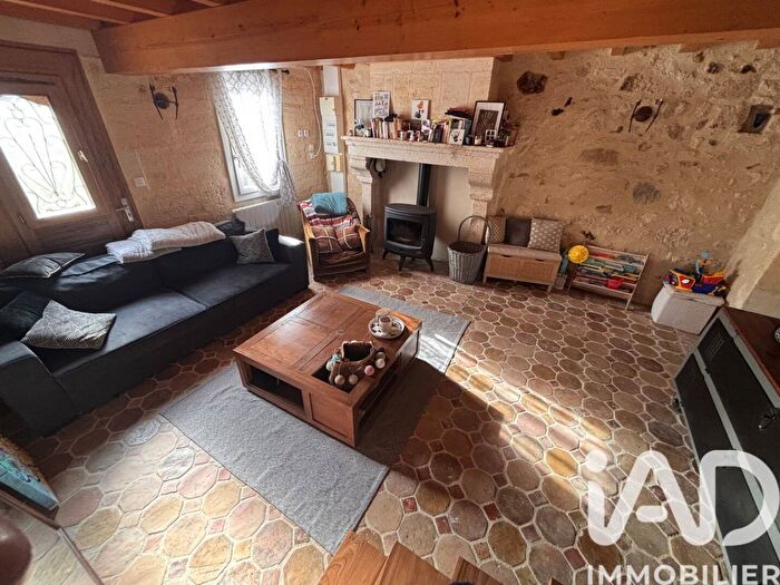 Maison 3 pièces à louer à Francs
