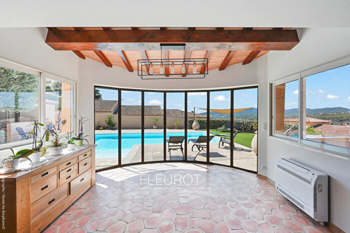 Maison à vendre - La Ciotat, Centre-ville - 7 pièces - 5 chambres