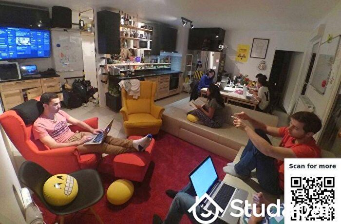 Appartement à louer - Plaine Marcreux Pressensé, Aubervilliers - 1 pièce - 2 chambres