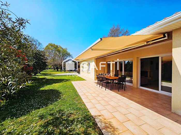 Maison à vendre - Gaillan-en-Médoc - 4 pièces - 3 chambres