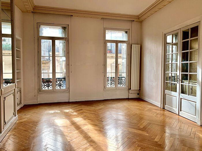 Appartement à vendre - Marseille e , Palais de Justice - 5 pièces - 4 chambres