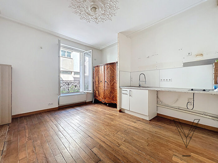 Paris 20ème, Gambetta : Appartement 2 pièces à vendre