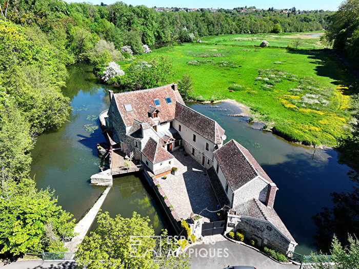 Maison à vendre - Varennes-Jarcy - 16 pièces - 5 chambres