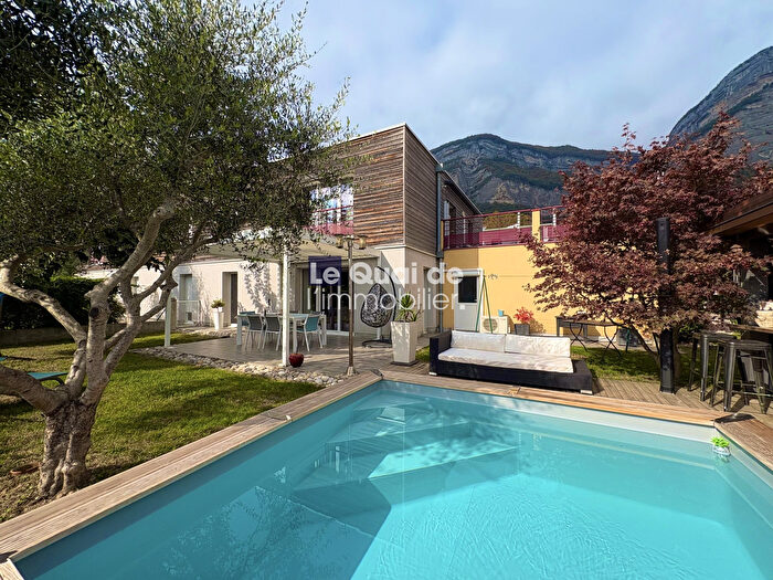 Appartement à vendre - Crolles - 4 pièces - 3 chambres