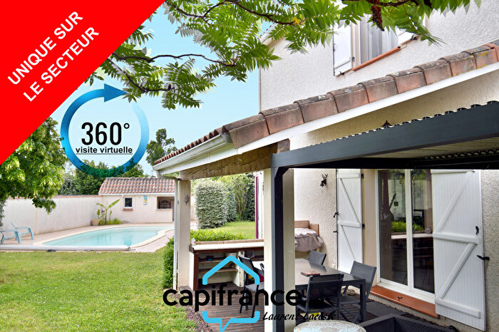 Maison 6 pièces à Villeneuve-Tolosane, à vendre