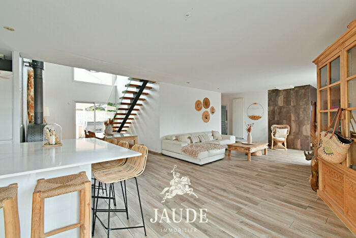 Maison à vendre - Cournon-dAuvergne, La Motte, Toulaits, La Net - 9 pièces - 6 chambres