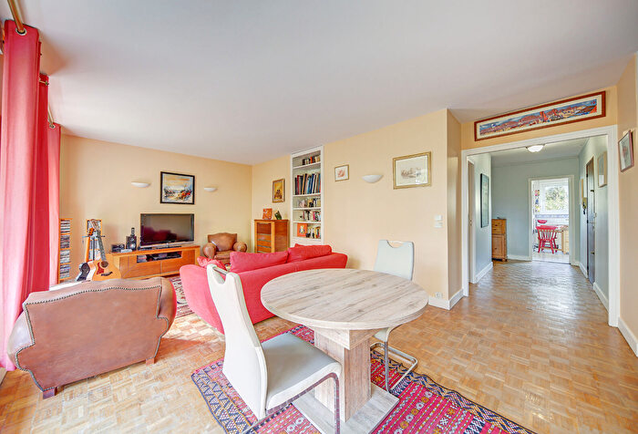 Appartement à vendre - Mareil-Marly - 4 pièces - 2 chambres