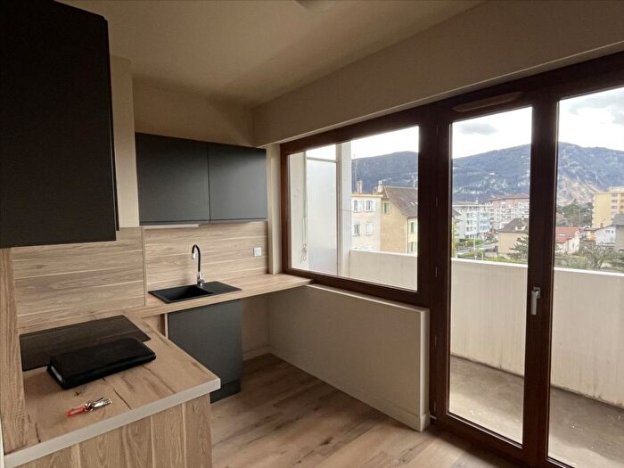 Appartement à louer - Gaillard - 1 pièce