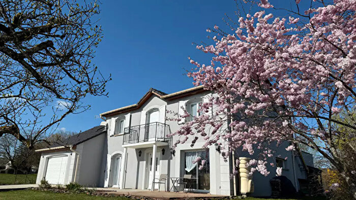 Maison à vendre - Fillières - 9 pièces - 5 chambres