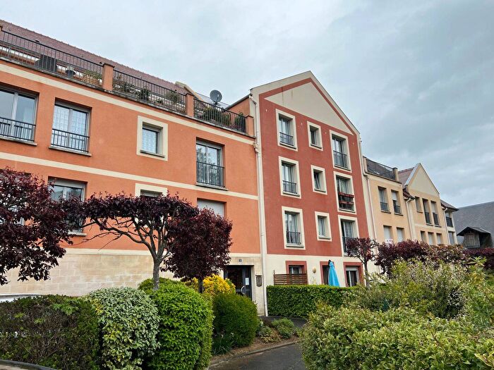 Pont-l'Évêque : Appartement 4 pièces à louer