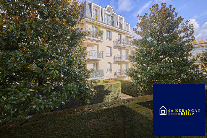 Appartement à vendre - Le Plessis-Robinson - 3 pièces - 2 chambres