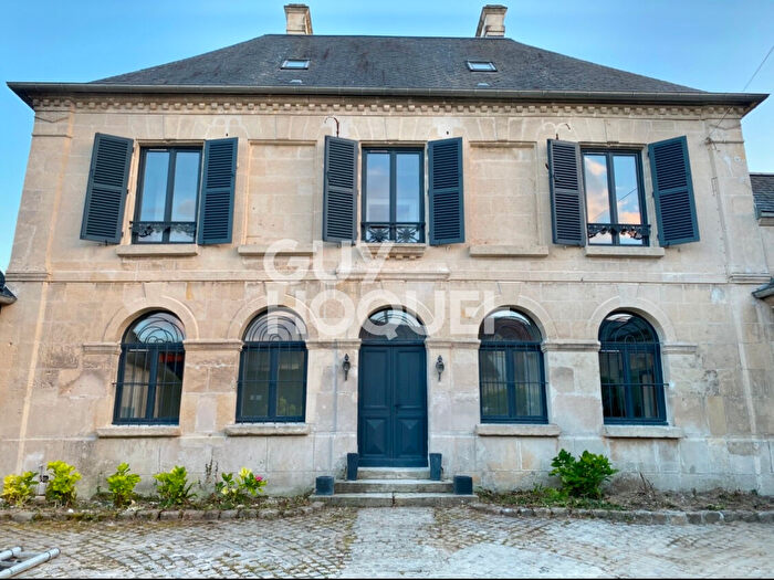Maison à vendre - Gilocourt - 9 pièces - 6 chambres