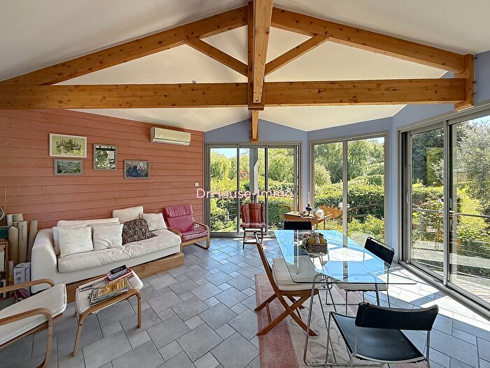 Maison 8 pièces à L'Isle-d'Espagnac, à vendre