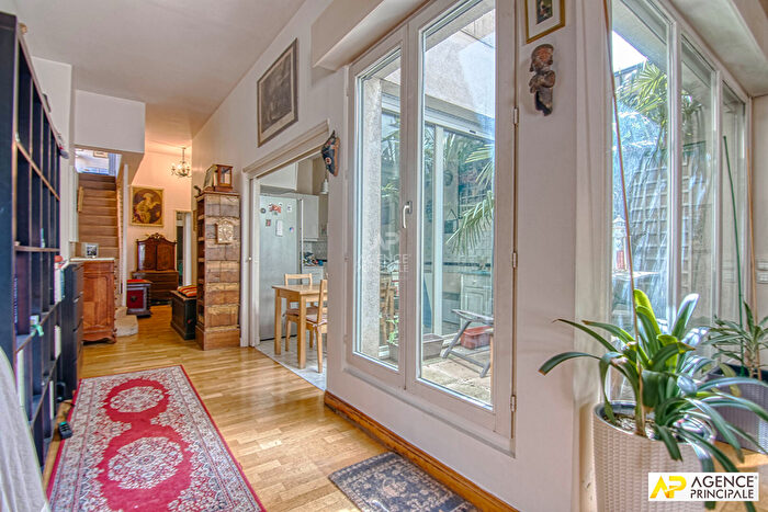 Appartement 5 pièces à Versailles, Notre Dame, à vendre