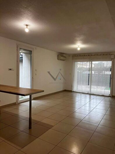 Appartement à louer - Ville-Basse, Montélimar - 3 pièces - 2 chambres