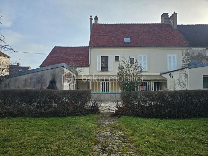 Maison à vendre - Coulommiers, Centre-ville - 9 pièces - 8 chambres