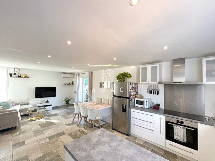 Grasse, Saint-Claude - Appartement 3 pièces à vendre