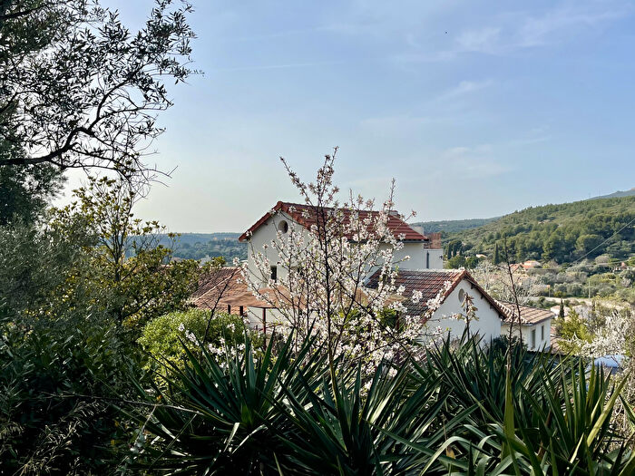 Maison à vendre - Marseille e , Les Médecins - 8 pièces - 6 chambres