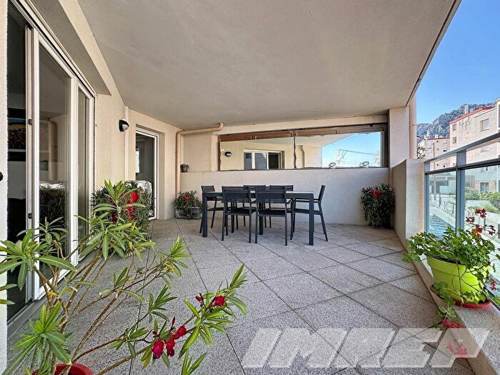 Appartement 3 pièces à vendre à Marseille 8ème, Montredon