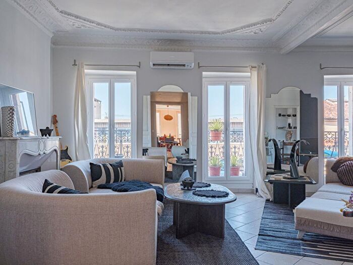 Appartement 5 pièces à Marseille 6ème, Cours julien, Notre-Dame-des-Monts, à louer