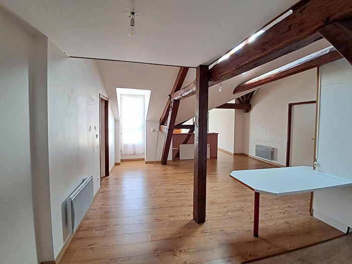 Chaumont, Centre-ville, Faubourg - Appartement 3 pièces à louer