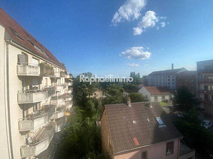 Koenigshoffen Est, Strasbourg : Appartement 1 pièce à louer