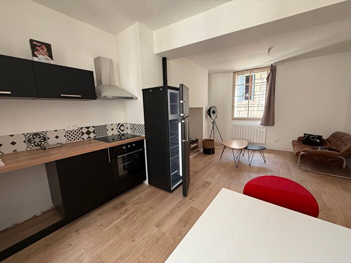 Appartement à louer - Brive-la-Gaillarde - 2 pièces - 1 chambre