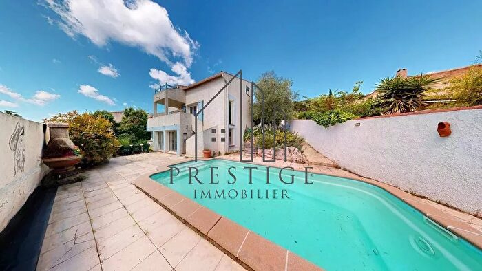 Carnoux-en-Provence - Maison 7 pièces à vendre
