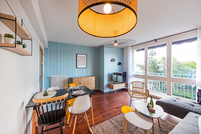 Appartement à louer - Quartiers Sud-Est, Le Blosne - 1 pièce - 1 chambre