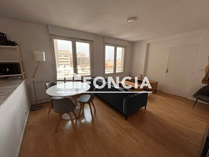 Appartement à louer - Saint Quentin, Montigny-le-Bretonneux - 2 pièces - 1 chambre