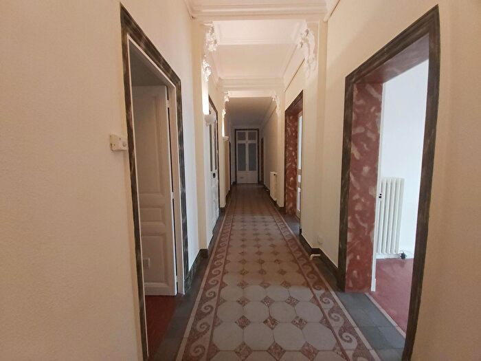Appartement à louer - Béziers, Centre-ville, Palais des Congrès, Garibaldi, Gambetta - 5 pièces - 4 chambres