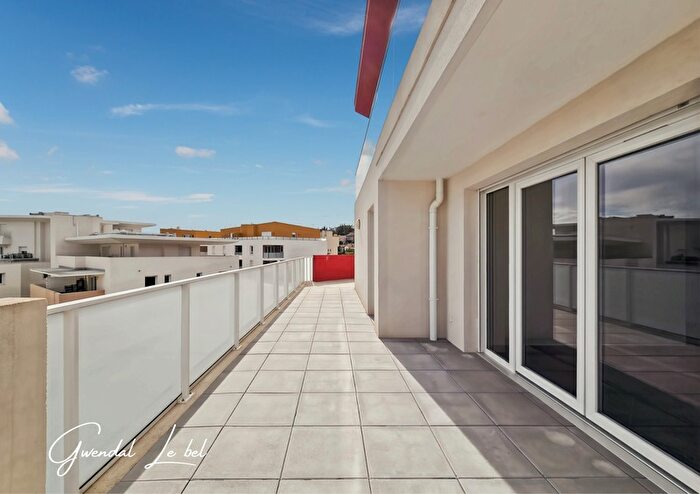 Appartement à vendre - Nîmes, Croix de Fer, Mont Duplan - 3 pièces - 2 chambres