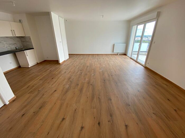 Appartement à louer - Laval, Pavement - 4 pièces - 3 chambres