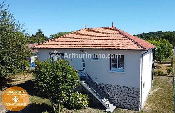 Saint-Astier : Maison 5 pièces à vendre