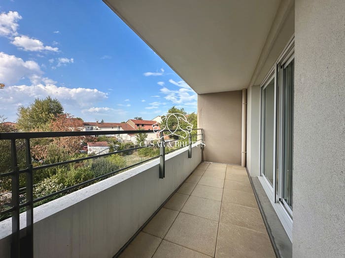 Appartement 3 pièces à La Tour-de-Salvagny, à vendre