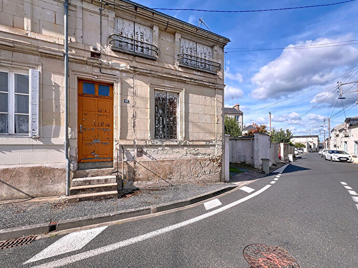 Maison à vendre - Bagneux, Saint-Hilaire - 4 pièces - 3 chambres