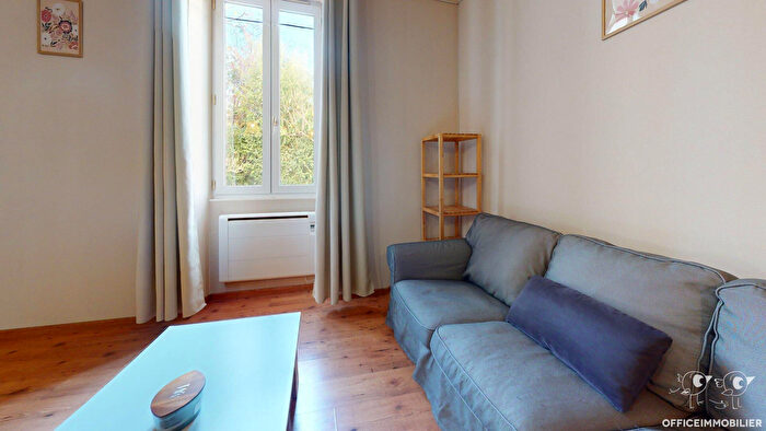 Appartement à louer - Besançon, Montrapon, Fontaine Ecu, Montboucons, Montjoux - 2 pièces - 1 chambre