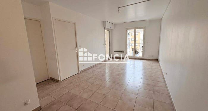 Appartement 1 pièce à Sanary-sur-Mer, à louer