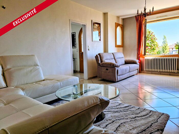 Maison à vendre - Longué, Longué-Jumelles - 7 pièces - 5 chambres