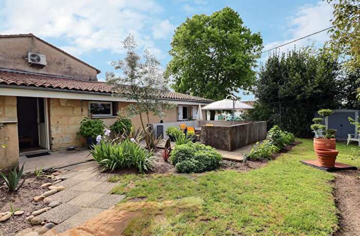 Maison à vendre - Cézac - 6 pièces - 4 chambres