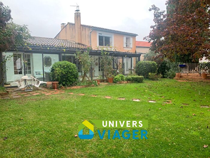 Maison à vendre - La Roque-dAnthéron - 10 pièces - 4 chambres