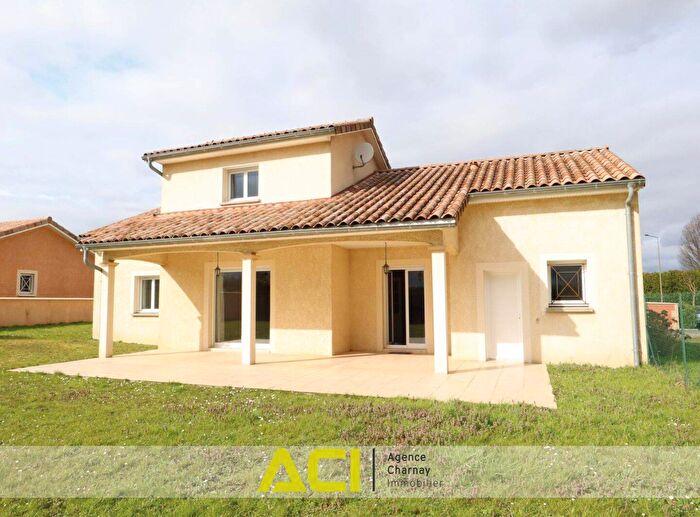 Maison à louer - Prisse - 5 pièces - 3 chambres