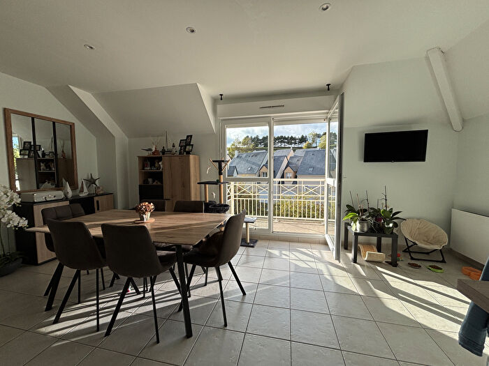 Appartement 4 pièces à Port-en-Bessin-Huppain, à vendre