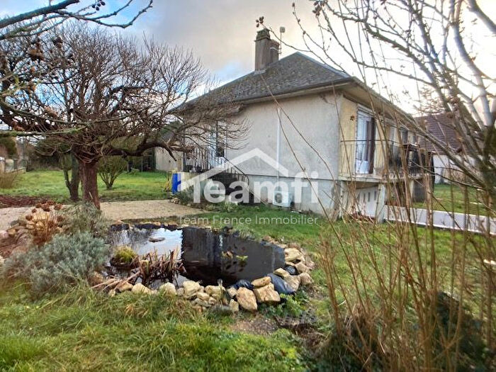 Maison 5 pièces à Saint-Denis-de-Palin, à vendre