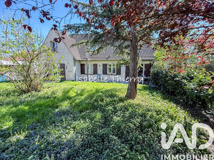 Maison 8 pièces à vendre à Arpajon