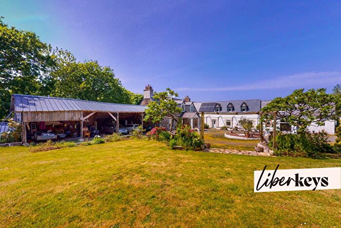 Maison à vendre - Pommerit-Jaudy - 10 pièces - 8 chambres